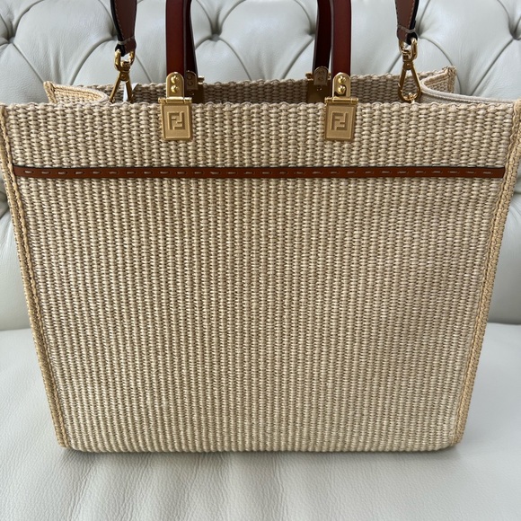 Fendi | Bags | Nwt Fendi Sunshine Medium Raffia Shoulder Tote Bag ...